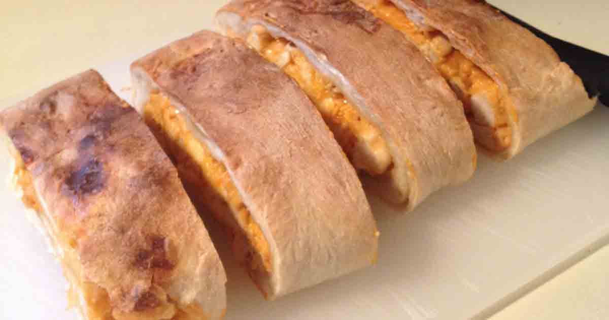 Buffalo Chicken Garbage Bread