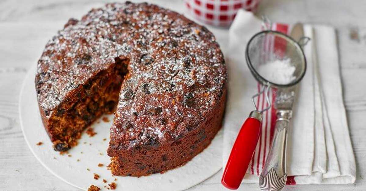 Easy Christmas Cake