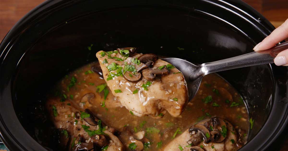 Slow Cooker Chicken Marsala