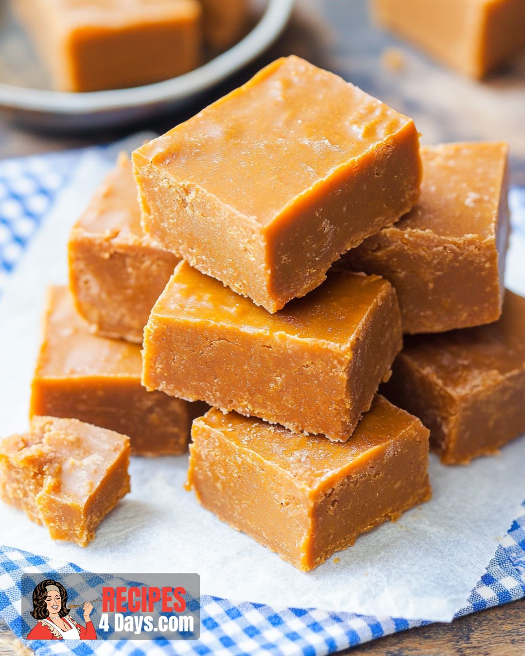 Easy Pumpkin Spice Fudge